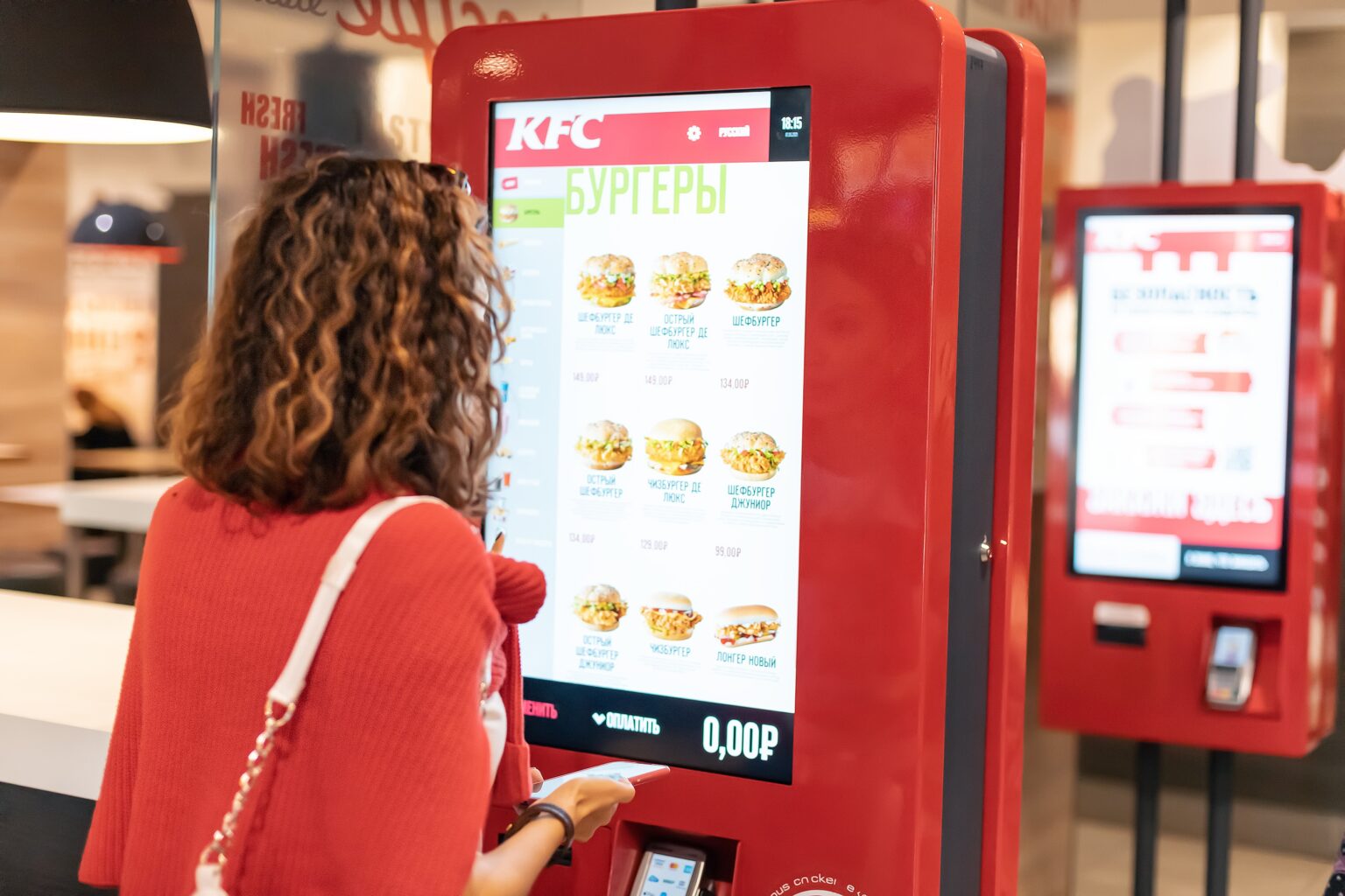 How Restaurant Kiosks Tackle Labor Shortages Head-On