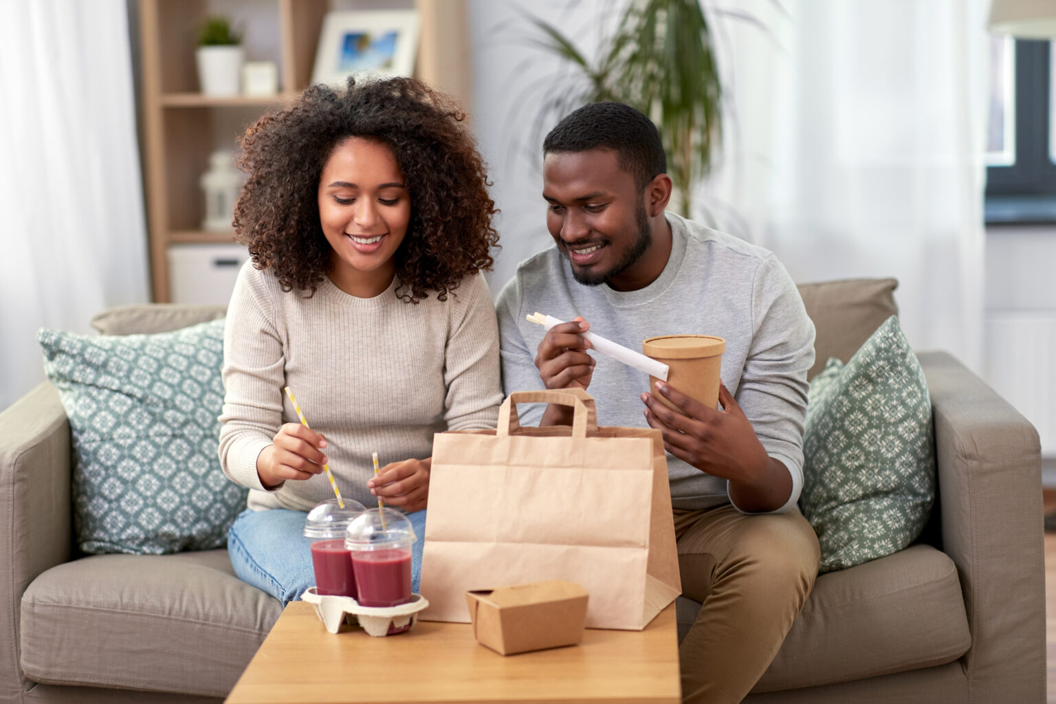How food delivery packaging can make or break your sales?