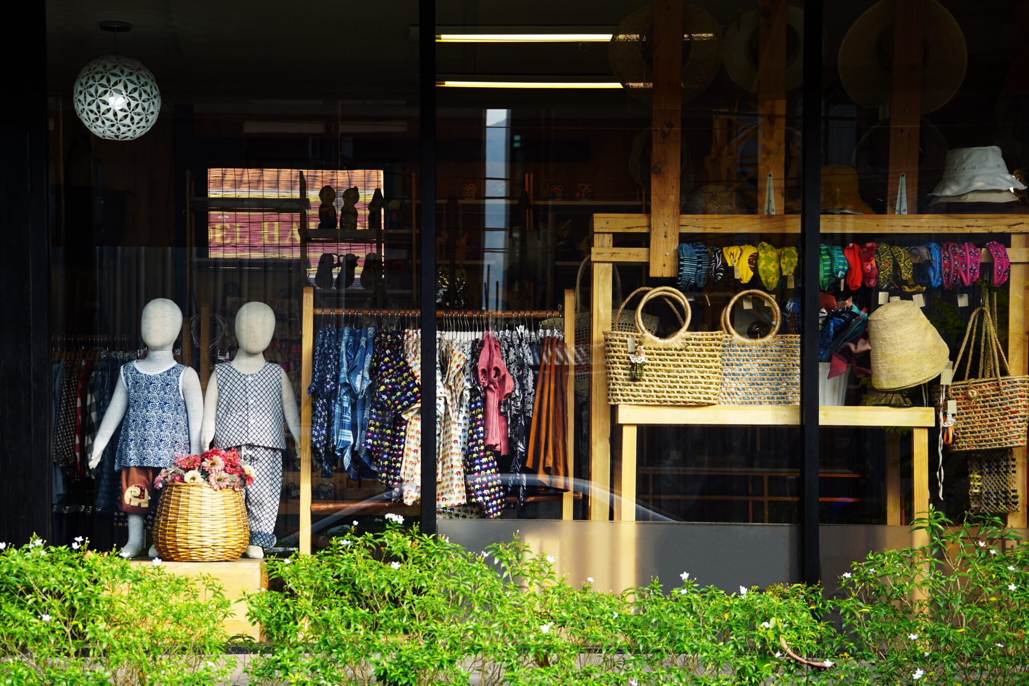 Local Shop VS Quick Commerce!